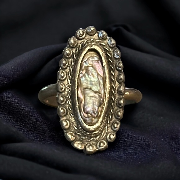 Vintage | Jewelry | Vintage Oval Abalone Adjustable Ring | Poshmark